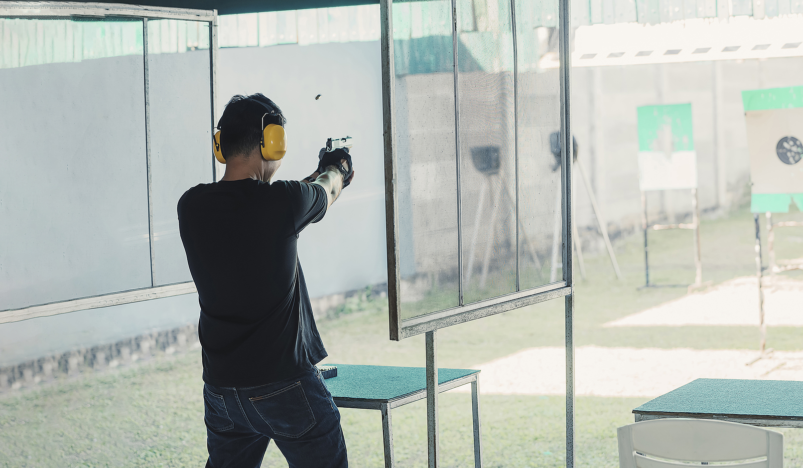 Techniques for Perfecting Your Aim at a Vegas Shooting Range